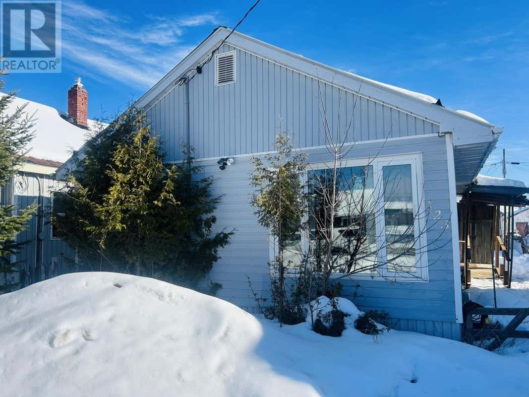 123 Burns ST, Atikokan, ON P0T1C0 House For Sale | RE/MAX | TB2600256