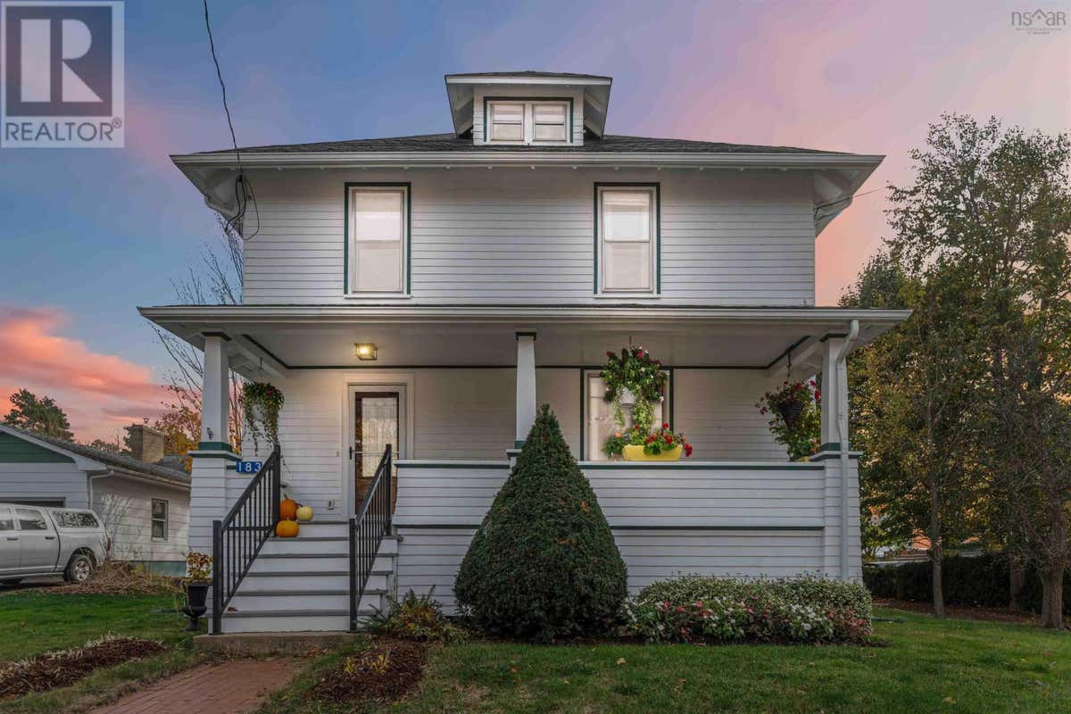 183 Cottage Street, Berwick, NS B0P1E0 House For Sale | RE/MAX | 202527493