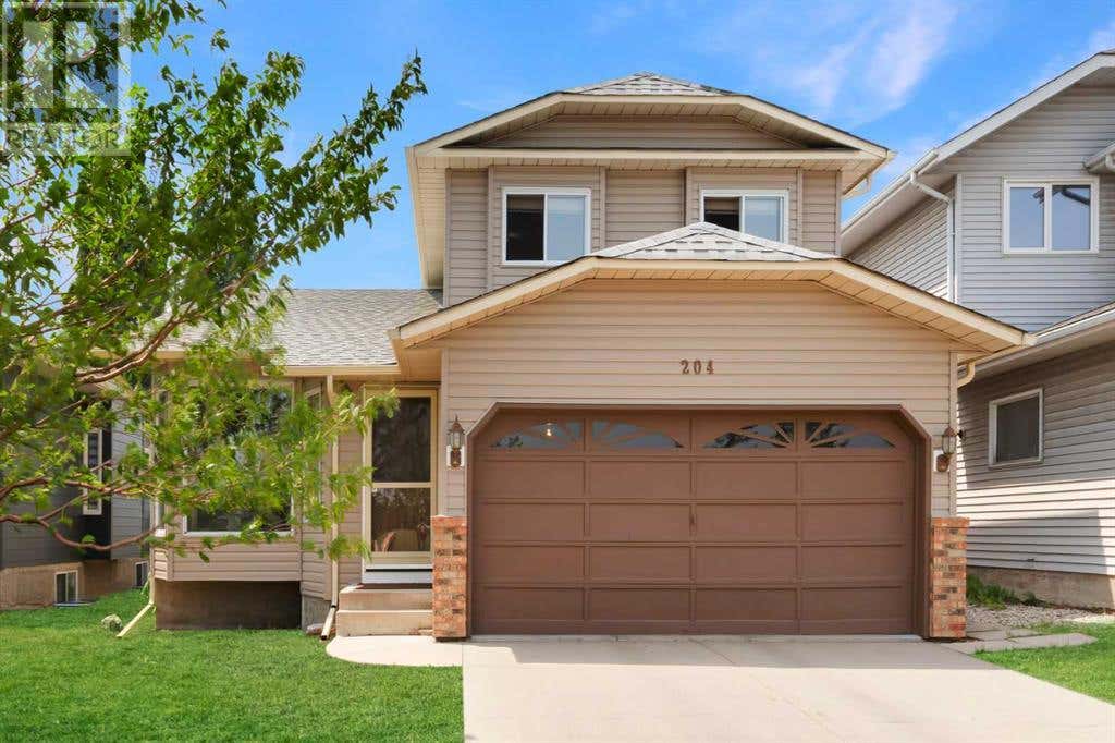 204 Riverbend Drive SE, Calgary, AB T2C3X8 House For Sale | RE/MAX ...