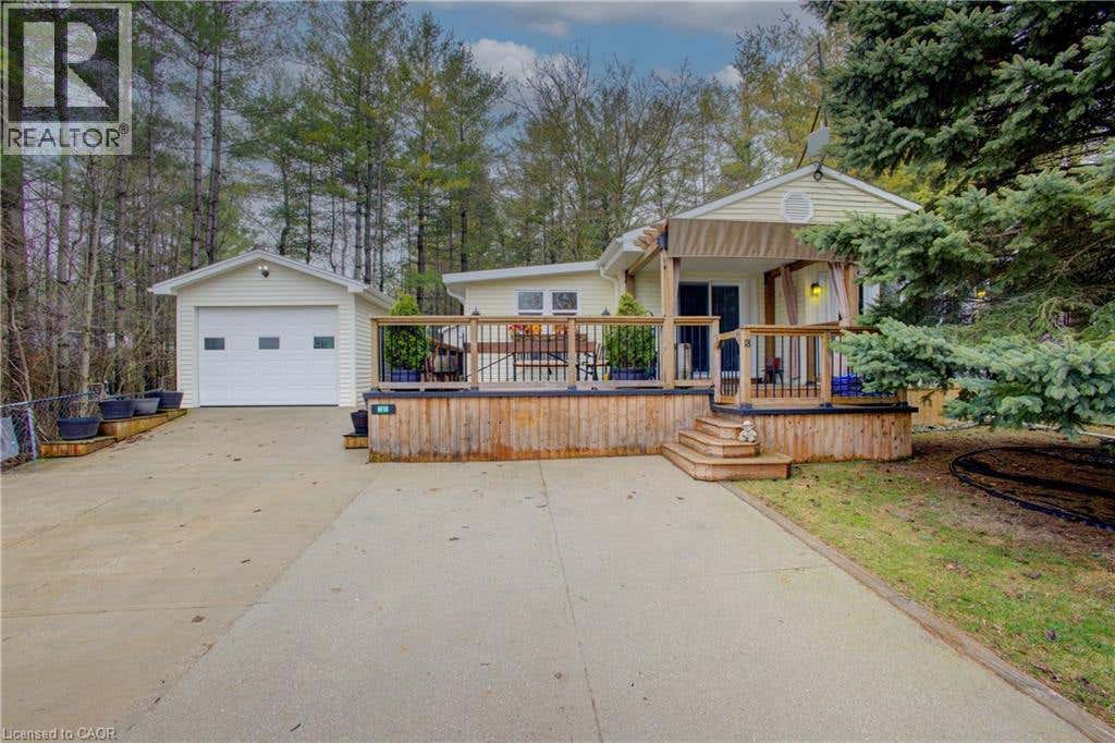 7489 SIDE ROAD 5 Road E Unit# 18 Maple, Mount Forest, ON N0G2L0 House ...