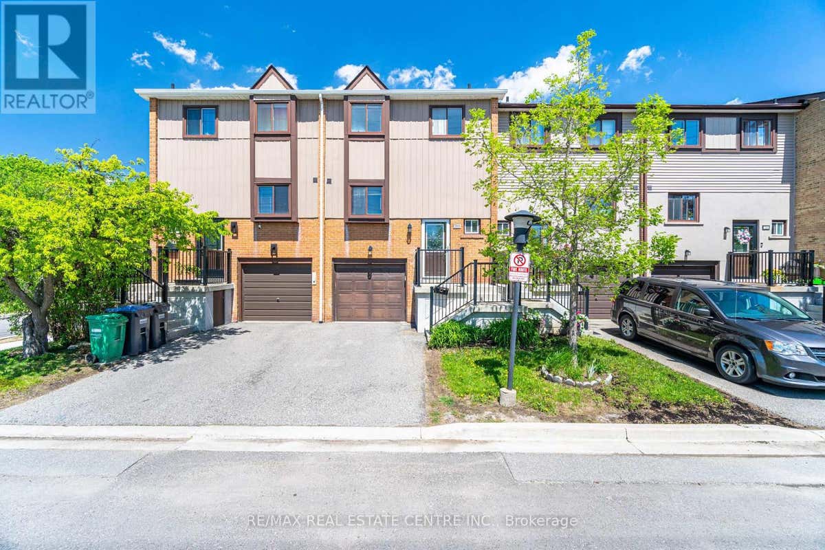 122 MOREGATE CRESCENT, Brampton (Central Park), ON L6S3K9 Townhouse For ...