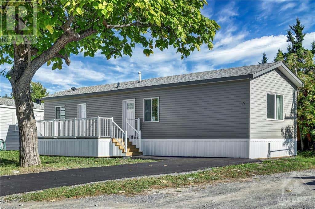 5 BONNER STREET, Ottawa, ON K7H7S9 À vendre | RE/MAX | 1414629