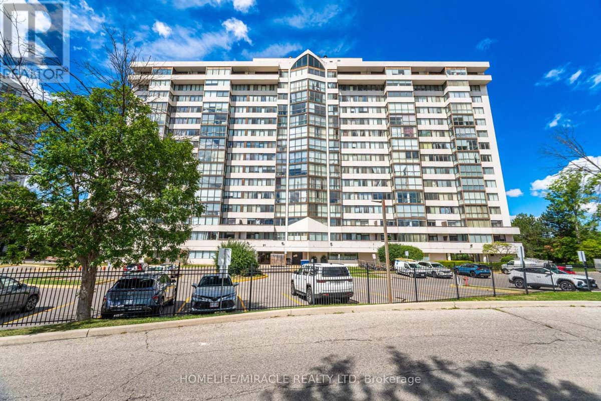 509 - 21 MARKBROOK LANE, Toronto (Mount Olive-Silverstone-Jamestown ...