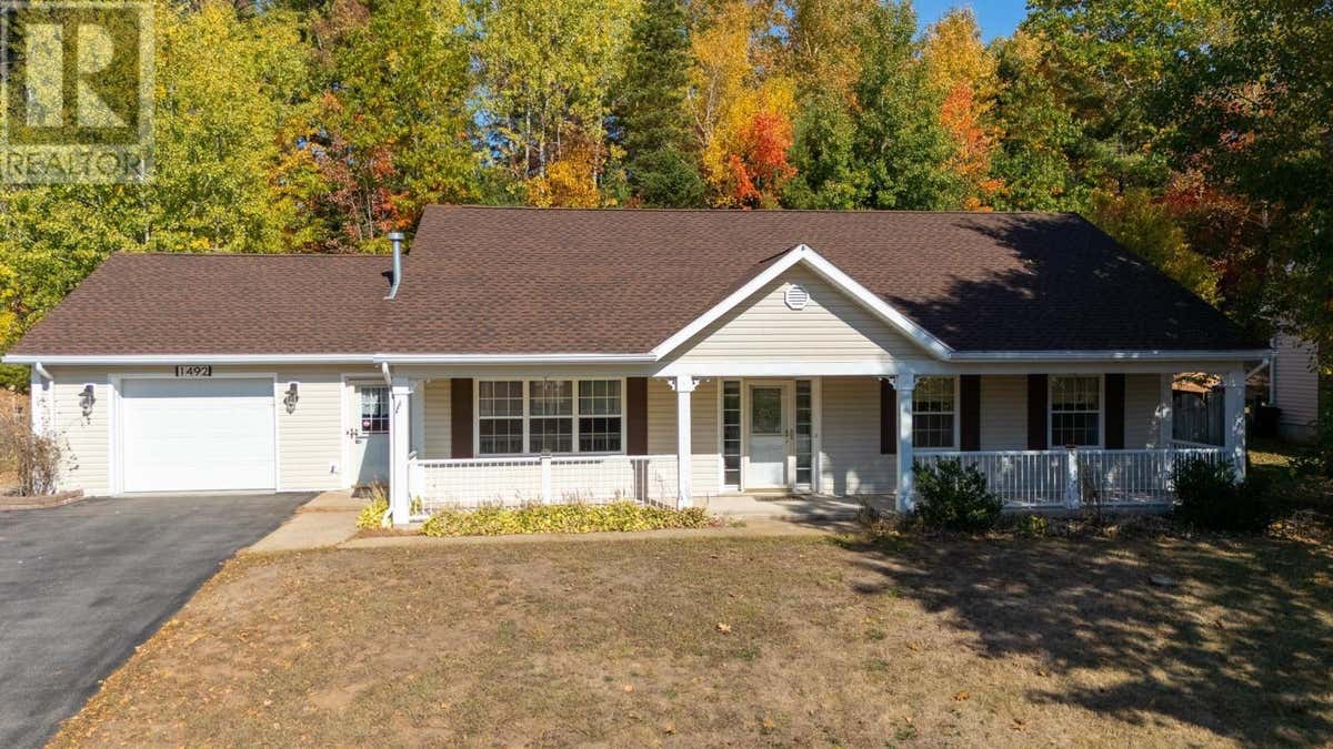 1492 Ashlee Drive, Coldbrook, NS B4R1A1 House For Sale | RE/MAX | 202525847