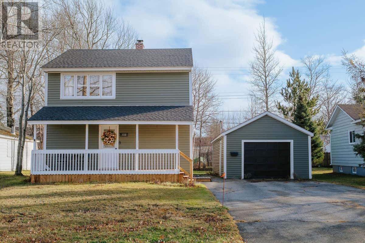 135 Elizabeth Drive, Gander, NL A1V1H2 House For Sale | RE/MAX | 1292731