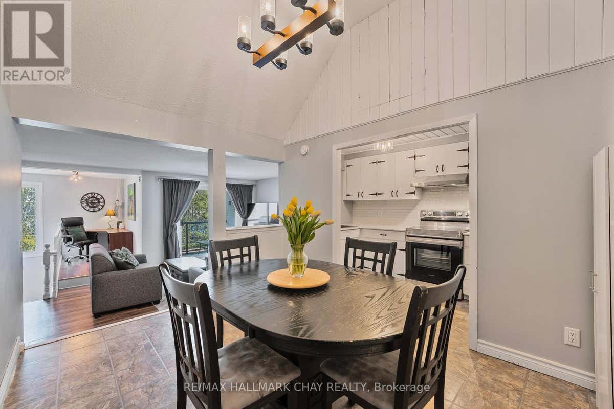 27 - 40 VICTORIA CRESCENT, Orillia, ON L3V6N6 Condo For Sale | RE/MAX ...