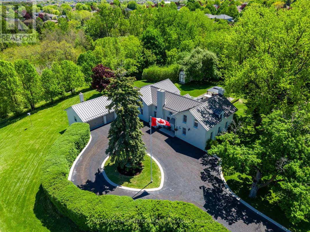 220 OLD YONGE STREET, Aurora (Aurora Village), ON L4G6J6 House For Sale ...