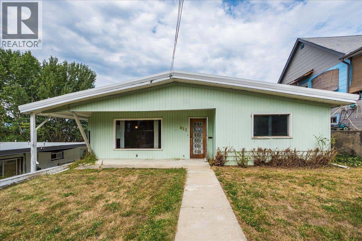 811 Latimer Street, Nelson, BC V1L4V6 À vendre | RE/MAX | 10367376