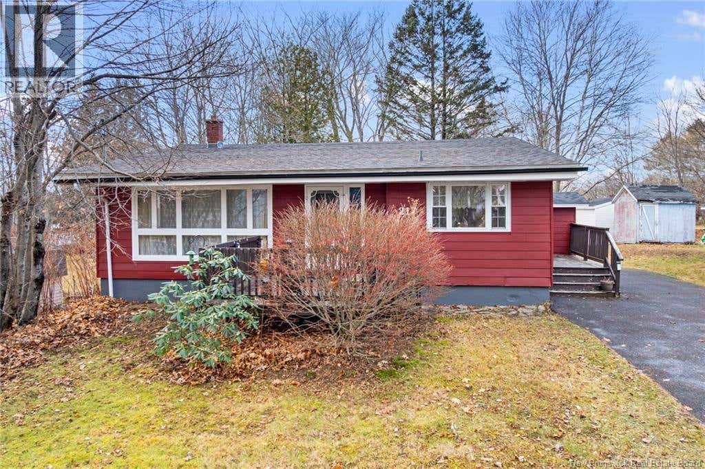 217 Fulton Avenue, Fredericton, NB E3A2B7 House For Sale | RE/MAX ...