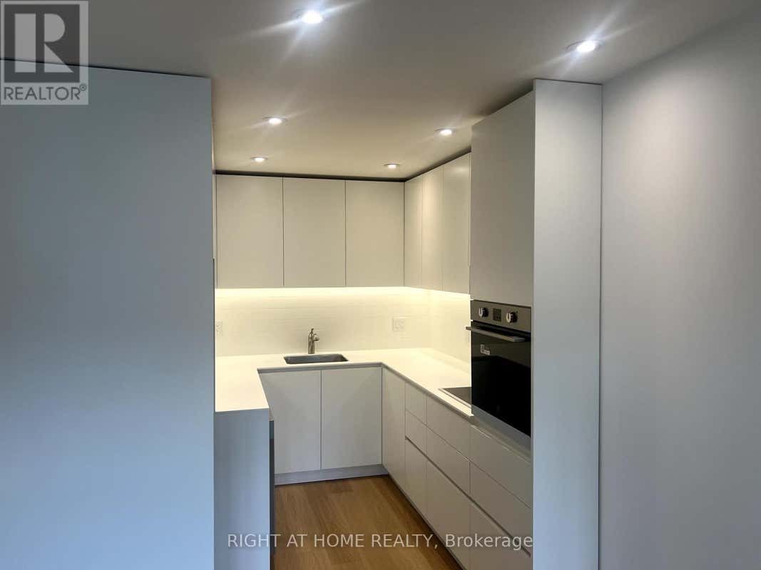 302 - 1082 ST. CLAIR AVENUE W, Toronto (Oakwood Village), ON M6E1A7 ...