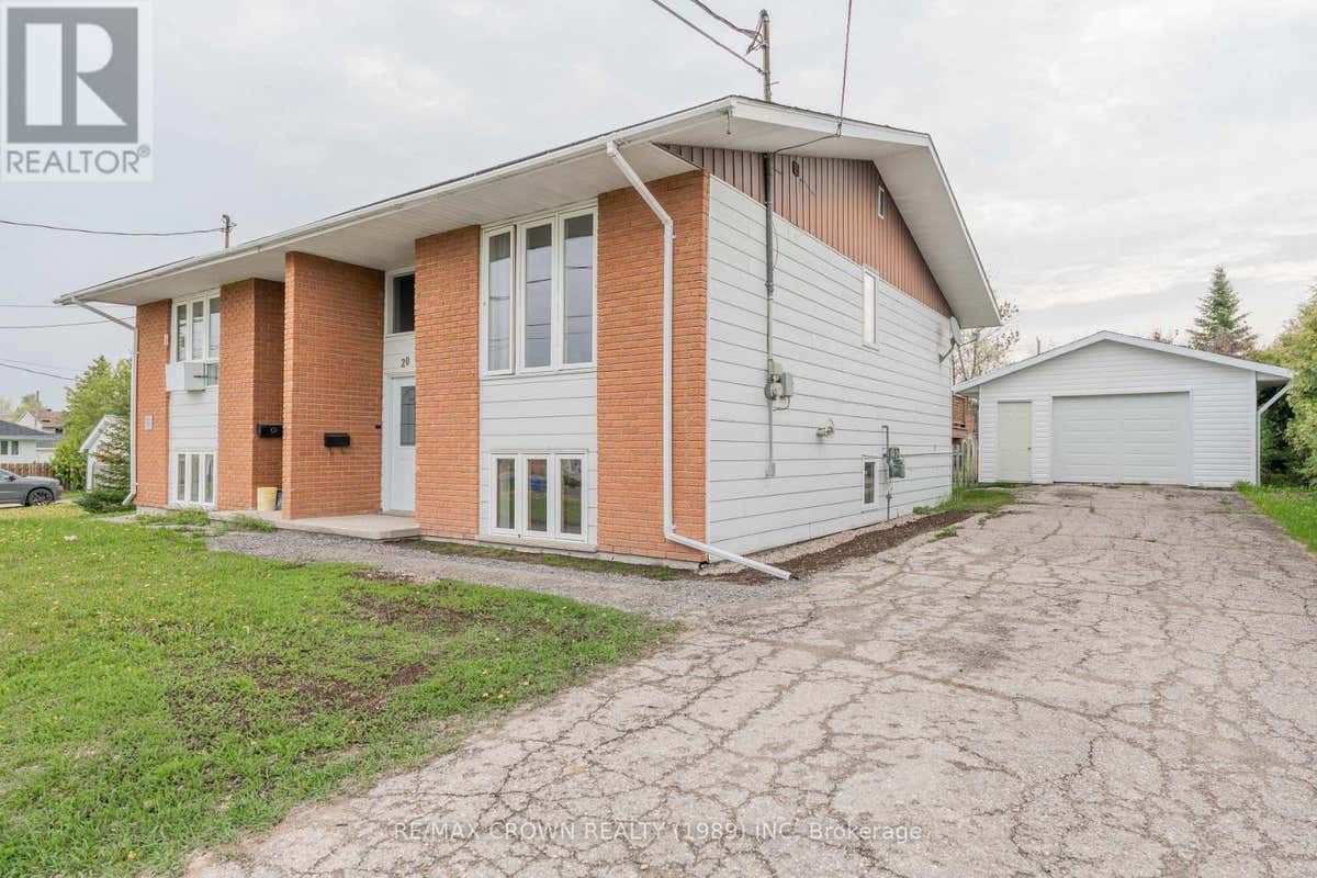 20 BOULDIER STREET, Kapuskasing, ON P5N2V1 House For Sale | RE/MAX ...