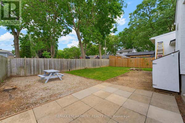 1 BYRON PLACE, ST. CATHARINES (HAIG), ON L2R 1M1 À vendre | REMAX ...