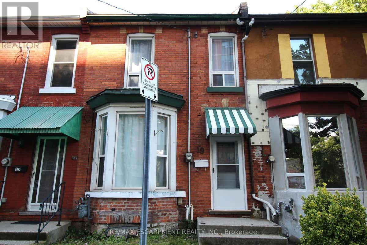 19 EMERALD STREET N, Hamilton (Landsdale), ON L8L5J9 House For Sale ...