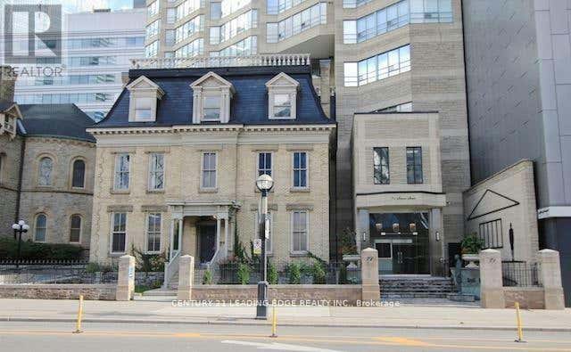 1504 - 71 SIMCOE STREET, Toronto (Bay Street Corridor), ON M5J1W9 Home ...