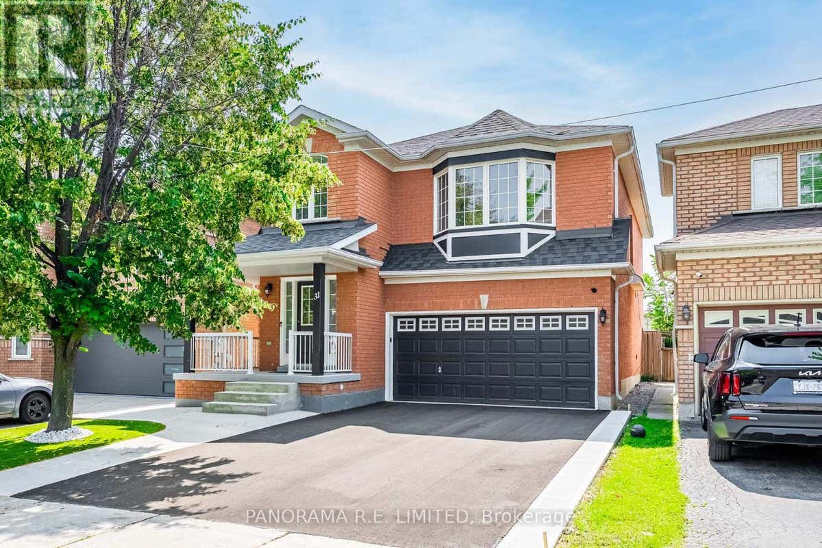 31 BERRIES DRIVE, Brampton (Fletcher's Meadow), ON L7A3R8 À vendre | RE/MAX | W12272450