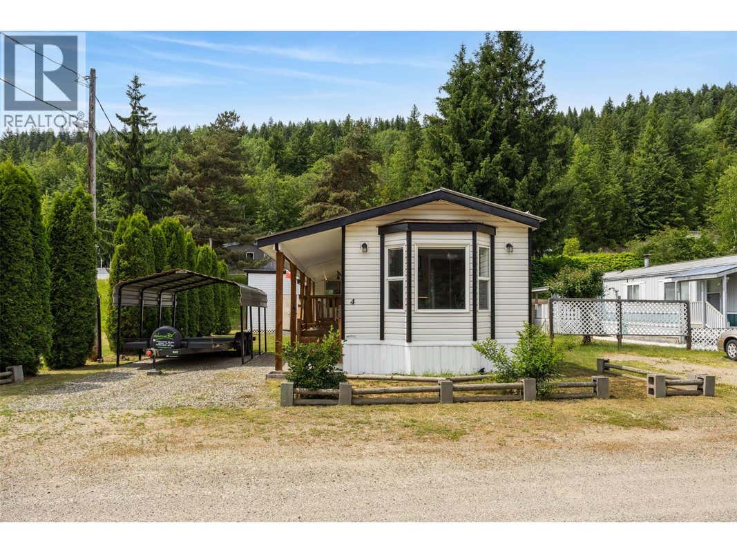 851 Old N Thompson Highway Unit# 4, Clearwater, BC V0E1N2 House For ...