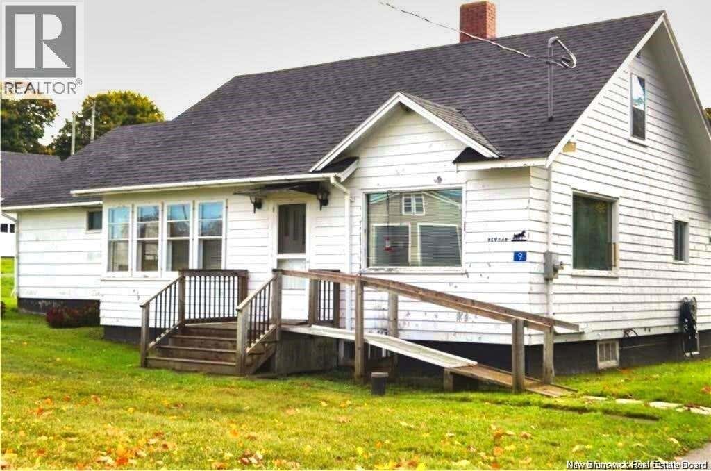 9 Cooks Point Road, Wilsons Beach, NB E5E1V3 House For Sale | RE/MAX ...