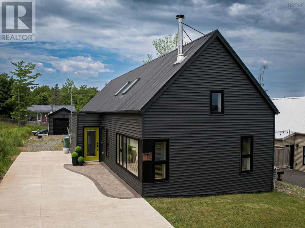 14 Monarch Terrace, Truro, NS B2N0A2 House For Sale | RE/MAX | 202516896