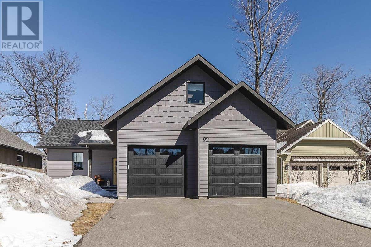 92 Crimson Ridge DR, Sault Ste. Marie, ON P6A0B5 House For Sale | RE ...