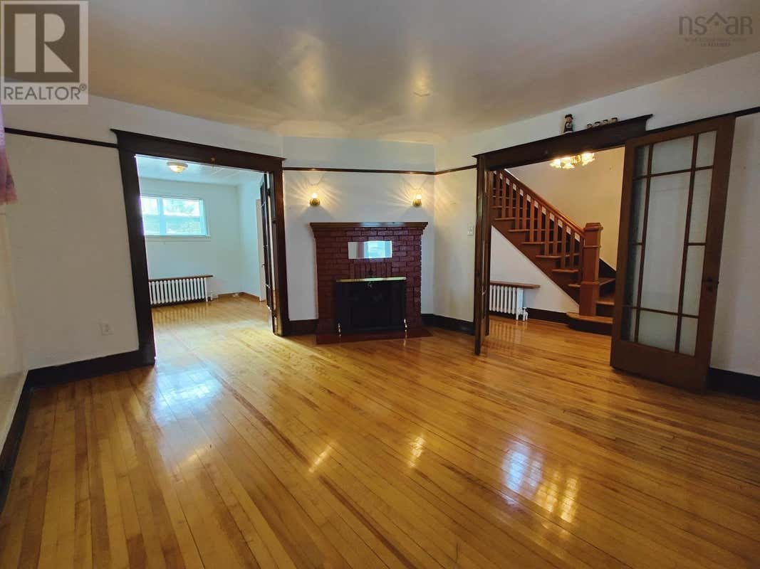 32 Mercer Street, Sydney, NS B1N2X7 À vendre | RE/MAX | 202527061