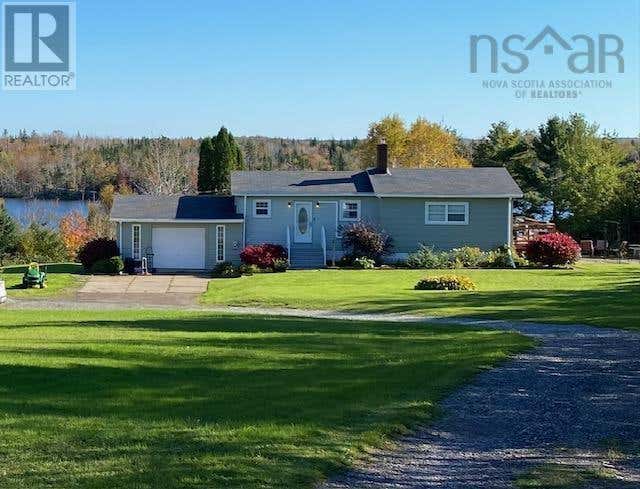 5000 Louisbourg Highway, Albert Bridge, NS B1K3T9 À vendre | RE/MAX ...