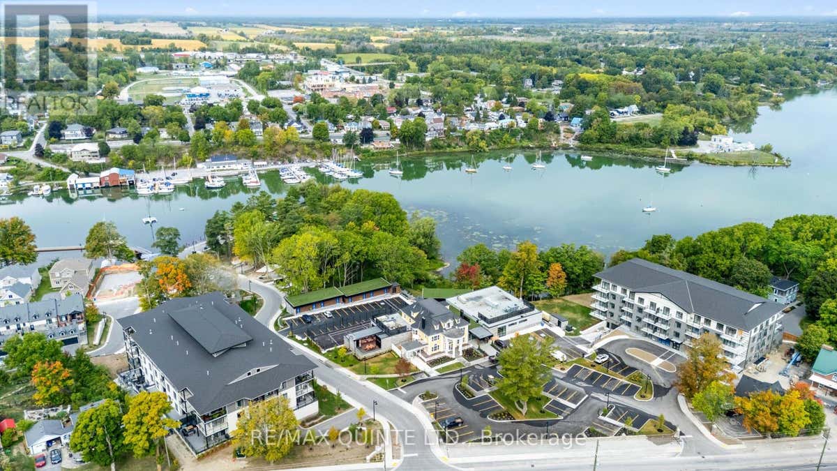 202 - 12 CLARA DRIVE, Prince Edward County (Picton Ward), ON K0K2T0 ...