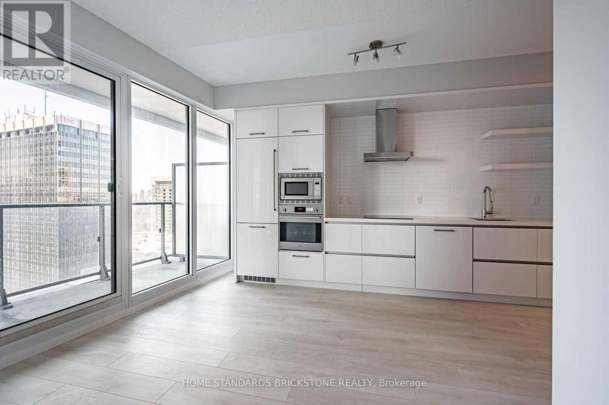 2406 - 2221 YONGE STREET, Toronto (Mount Pleasant East), ON M4S2B4 À ...