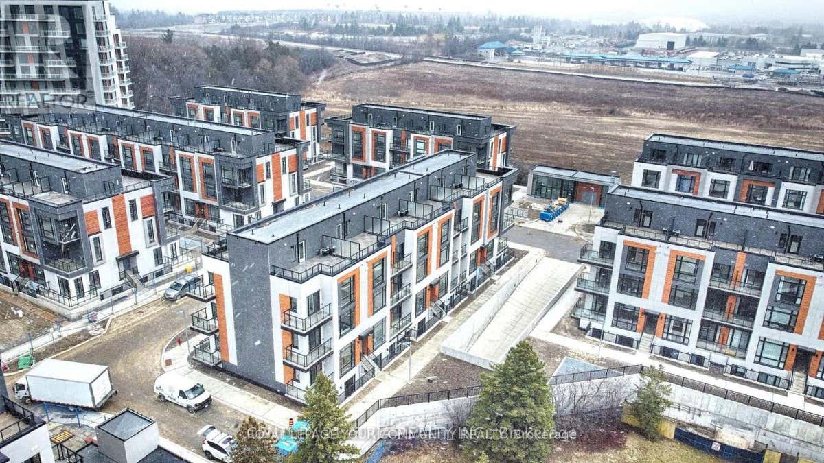 1406 - 15 DAVID EYER ROAD, Richmond Hill, ON L4S1M4 À louer | RE/MAX ...