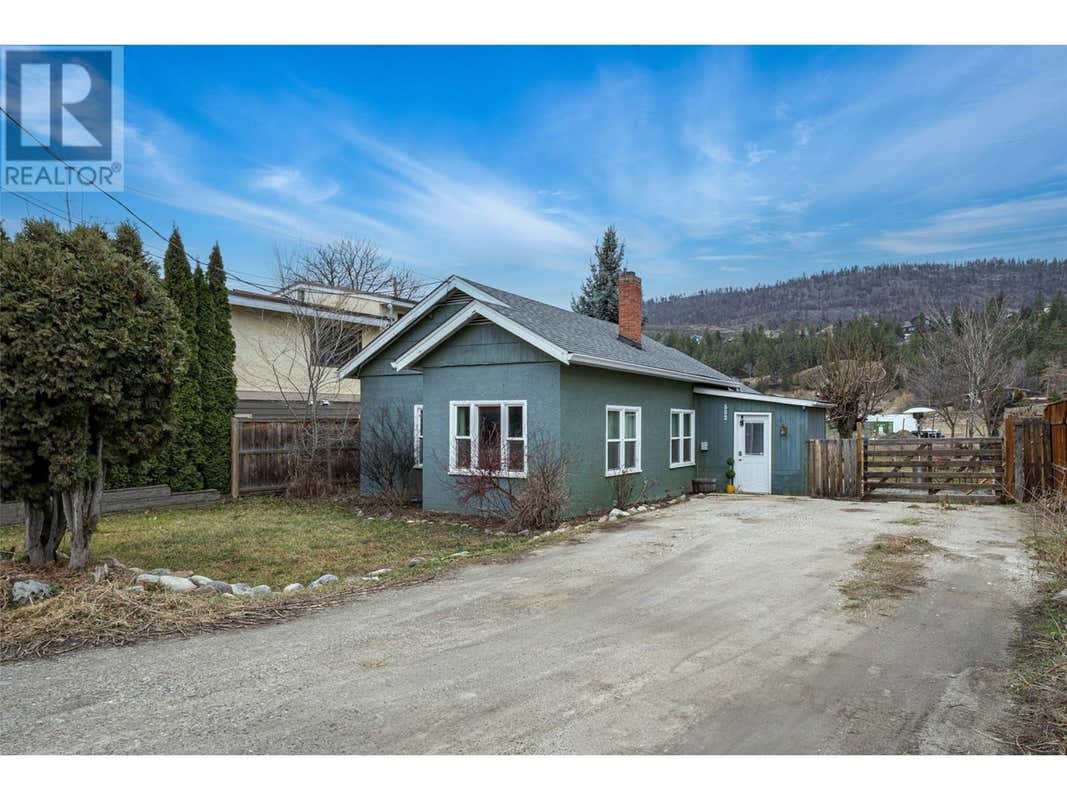 552 Snowsell Street, Kelowna, BC V1V2C7 House For Sale | RE/MAX | 10335700