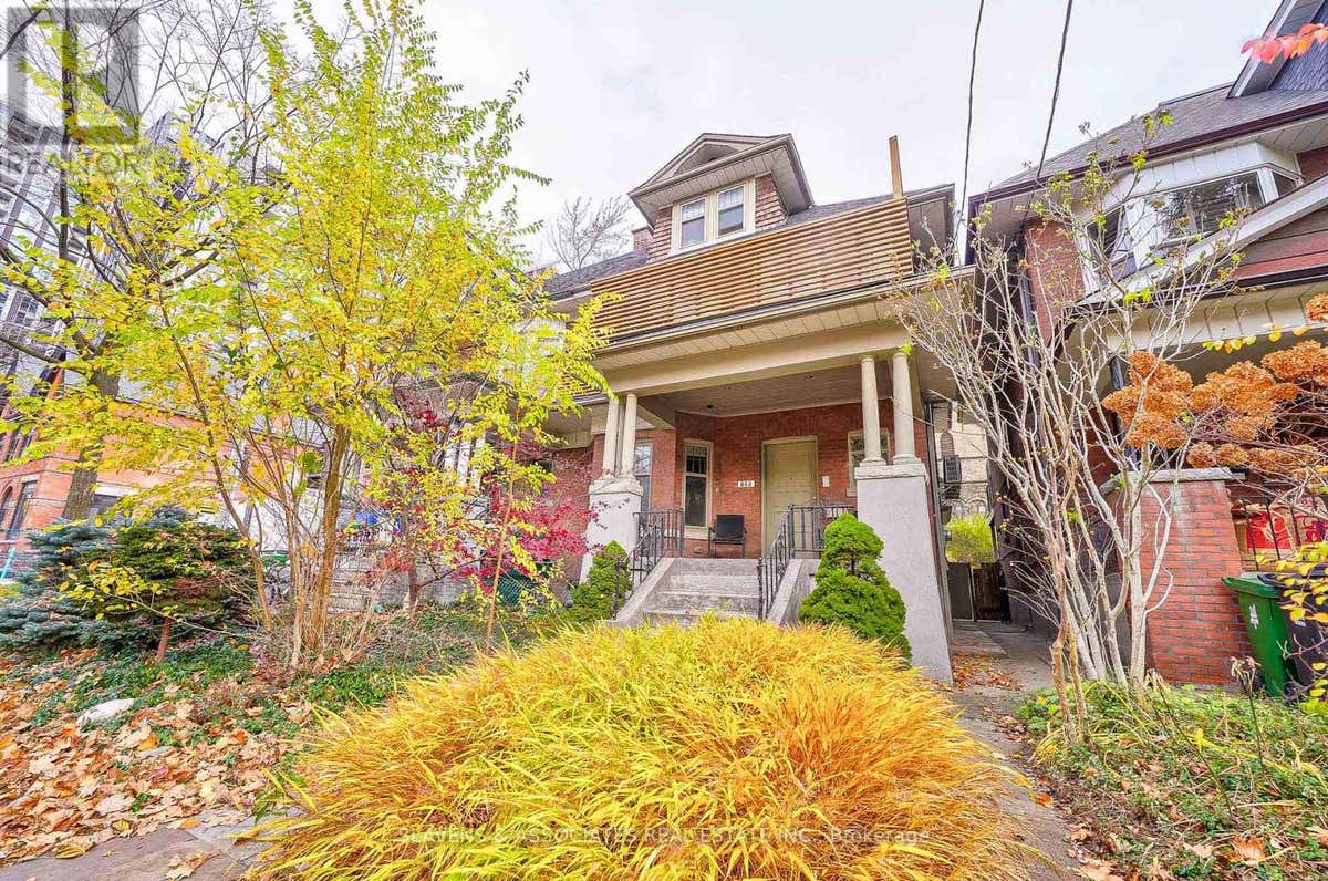 UPPER - 565 MARKHAM STREET, Toronto (Palmerston-Little Italy), ON ...