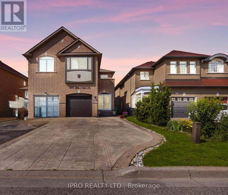 5378 TREE CREST COURT, Mississauga (Hurontario), ON L5R3Z6 House For ...