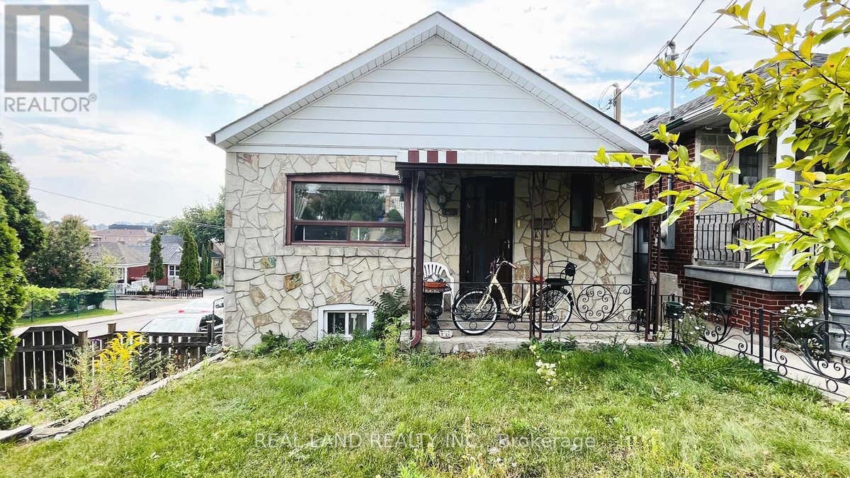 MAIN - 252 SCOTT ROAD, Toronto (Keelesdale-Eglinton West), ON M6M3V2 À ...
