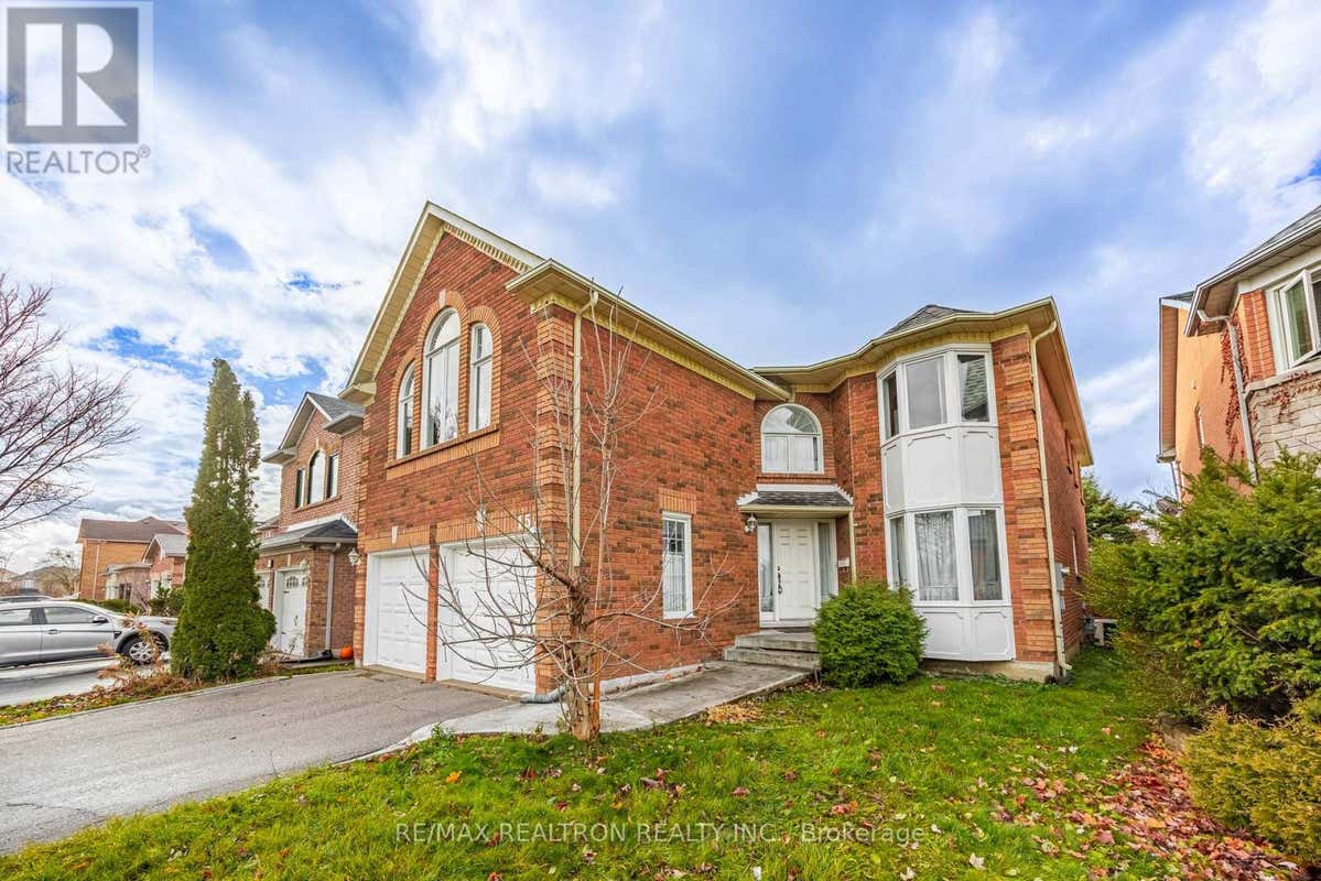 15 SNOW LEOPARD COURT, Brampton (Sandringham-Wellington), ON L6R1J4 ...