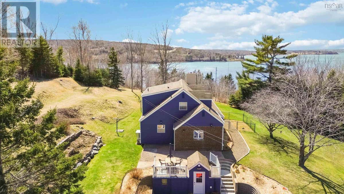 109 Old Trunk 1, Deep Brook, NS B0S1J0 House For Sale | RE/MAX | 202508348