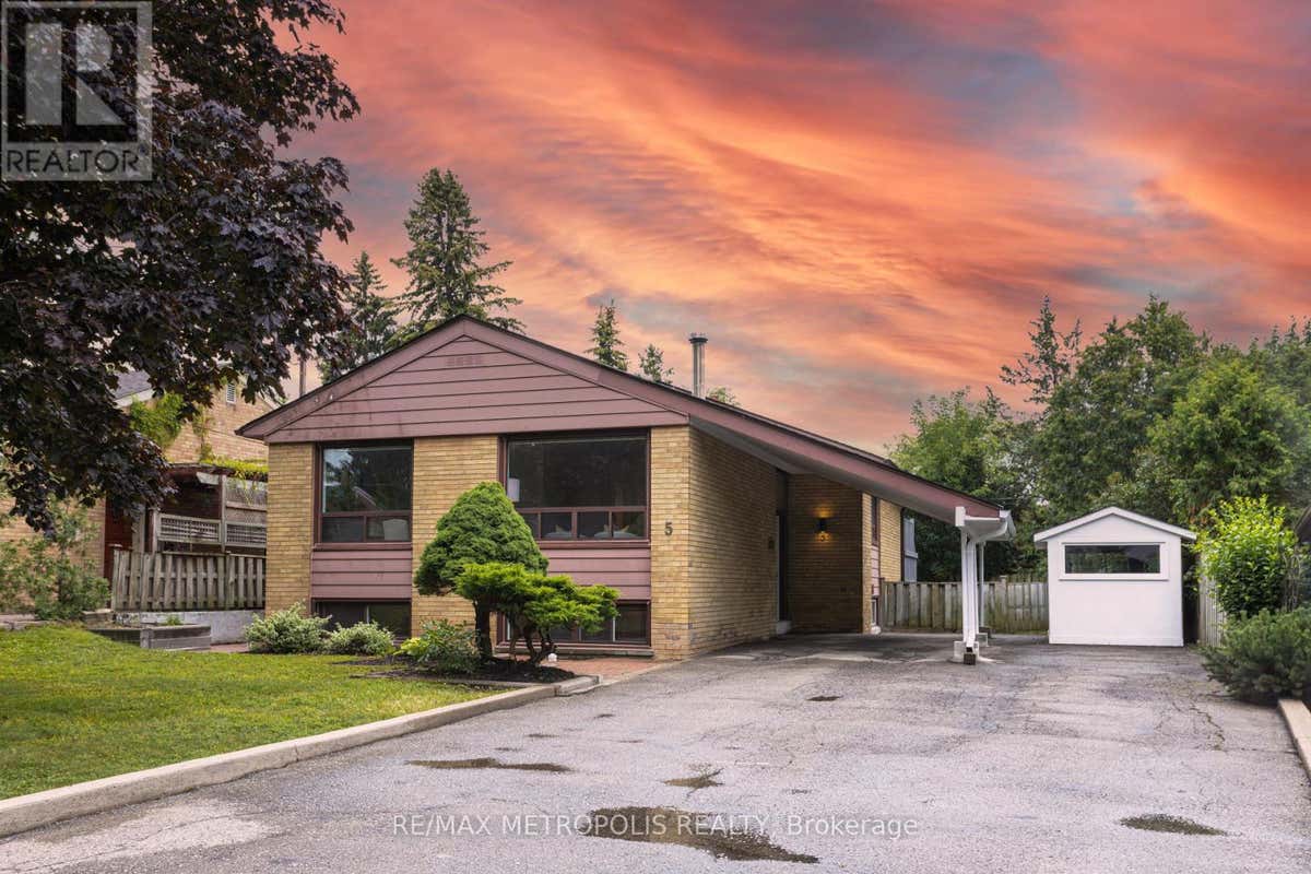 5 JUBILEE CRESCENT, Toronto (Humberlea-Pelmo Park), ON M9M1L4 Home For ...