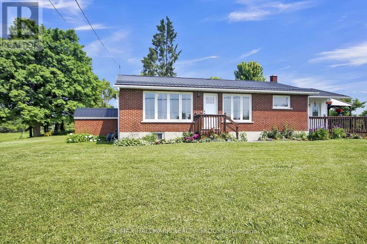 1352 COUNTY 43 ROAD HIGHWAY W, Montague, ON K0G1N0 Commercial Real ...