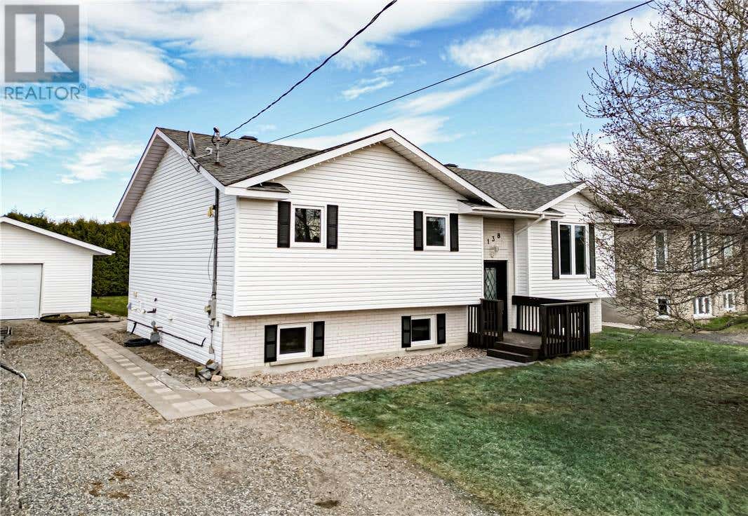 Houses for Sale in Azilda | RE/MAX