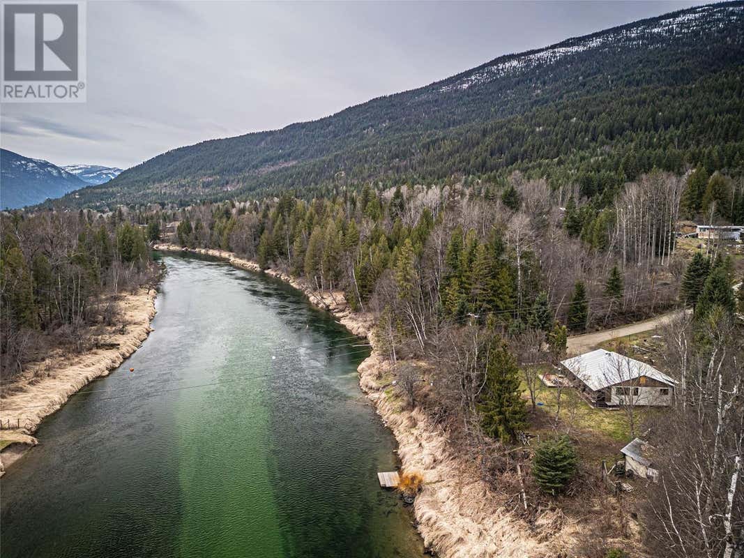 6450 Appledale Lower Road, Appledale, BC V0G2J0 À vendre | RE/MAX ...