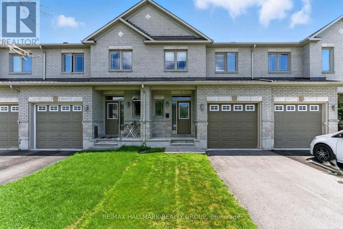 1527 CARRONBRIDGE CIRCLE, Ottawa, ON K2M0G7 À louer | RE/MAX | X12307342