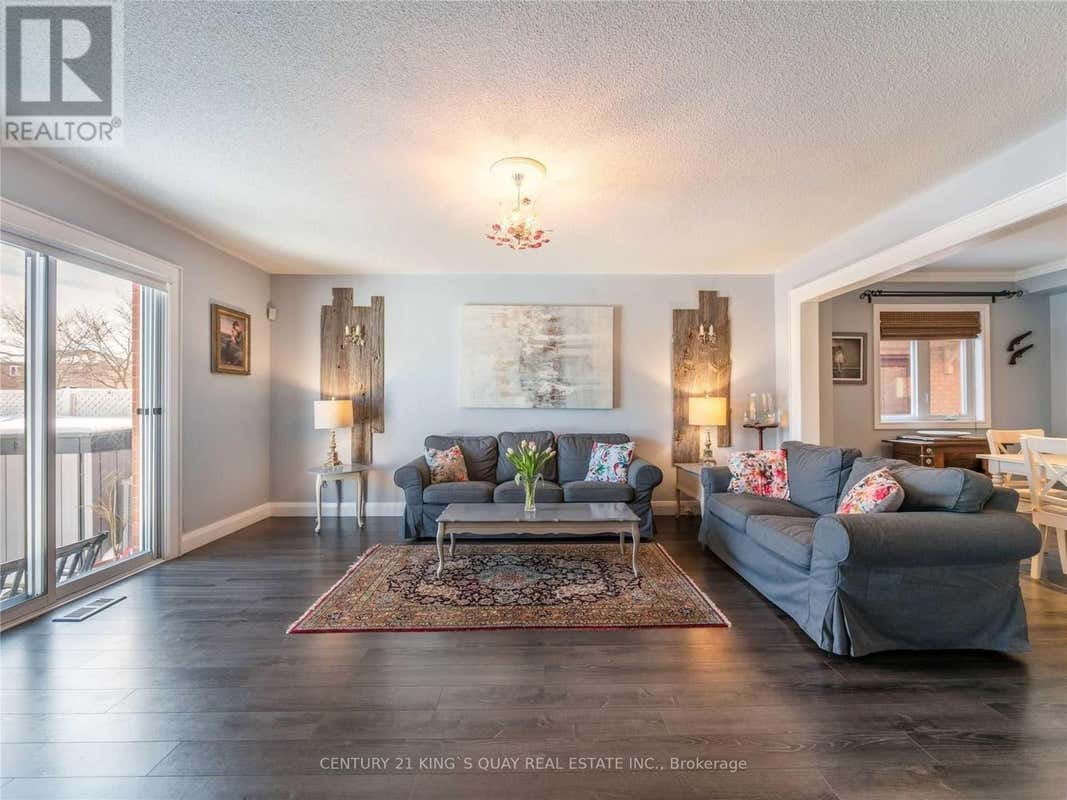 614 PINDER AVENUE, Newmarket (Stonehaven-Wyndham), ON L3X2A7 Home For ...