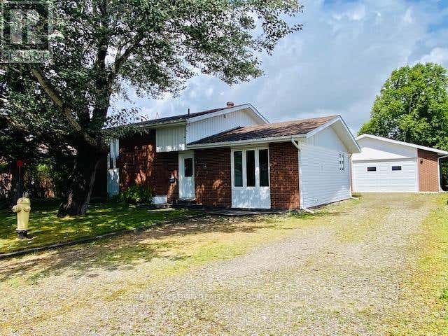 4 MURRAY STREET, Kapuskasing, ON P5N3B2 House For Sale | RE/MAX | T12364392