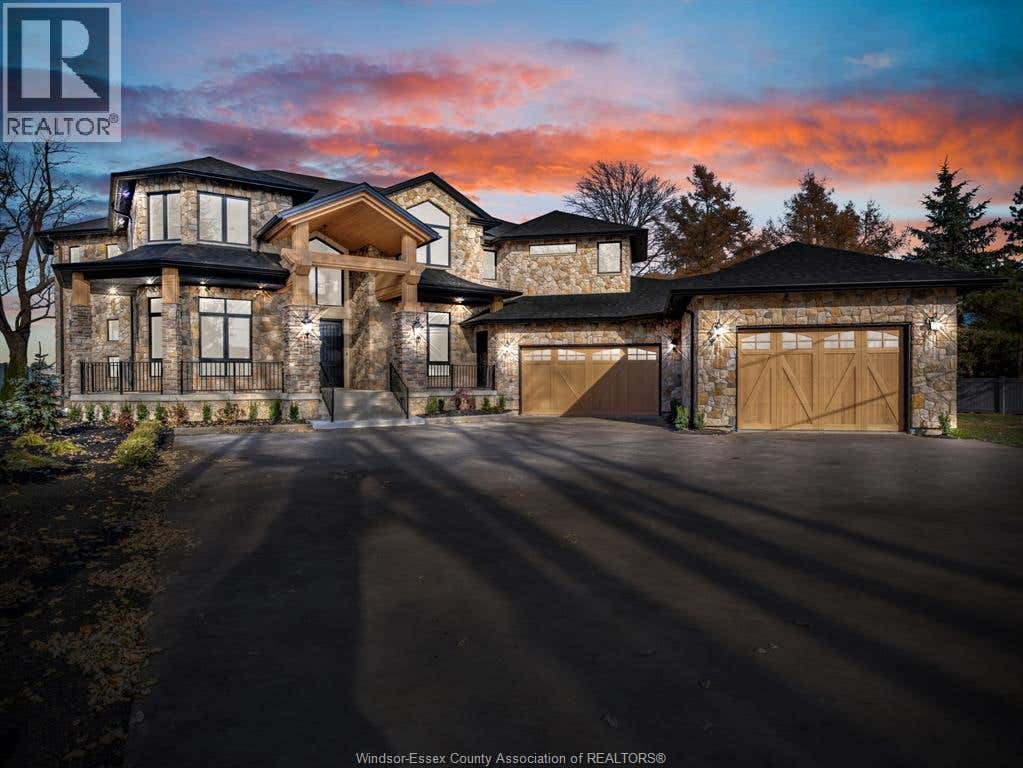 720 OLD TECUMSEH ROAD East, Lakeshore, ON N0R1A0 House For Sale | RE ...