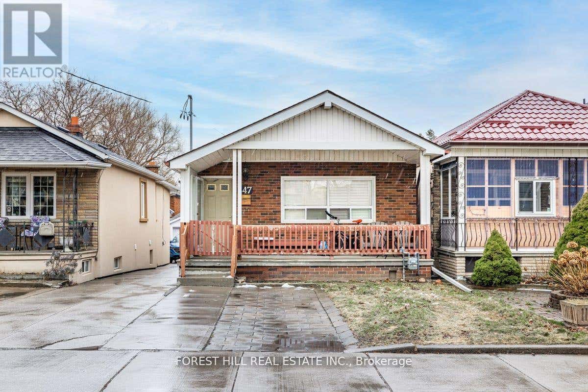 447 HOPEWELL AVENUE, Toronto (Briar Hill-Belgravia), ON M6E2S4 À louer | RE/MAX | W12190298