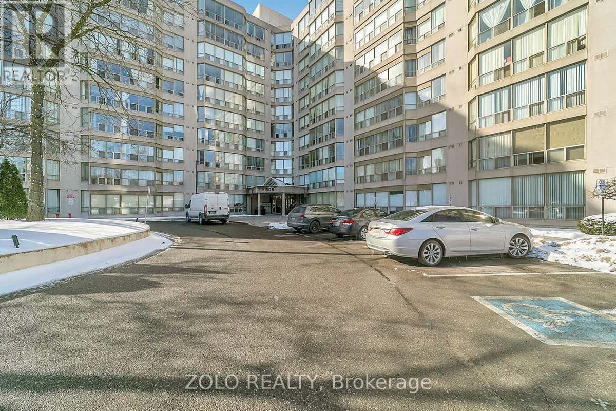 819 - 309 MAJOR MACKENZIE DRIVE E, Richmond Hill (Harding), ON L4C9V5 House For Sale | RE/MAX ...