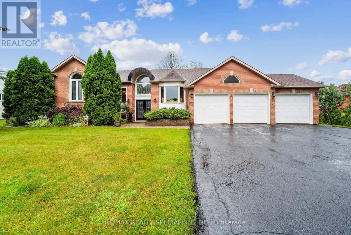 22 LAMONT CREEK DRIVE S, Wasaga Beach, ON L9Z1J9 À vendre | RE/MAX ...