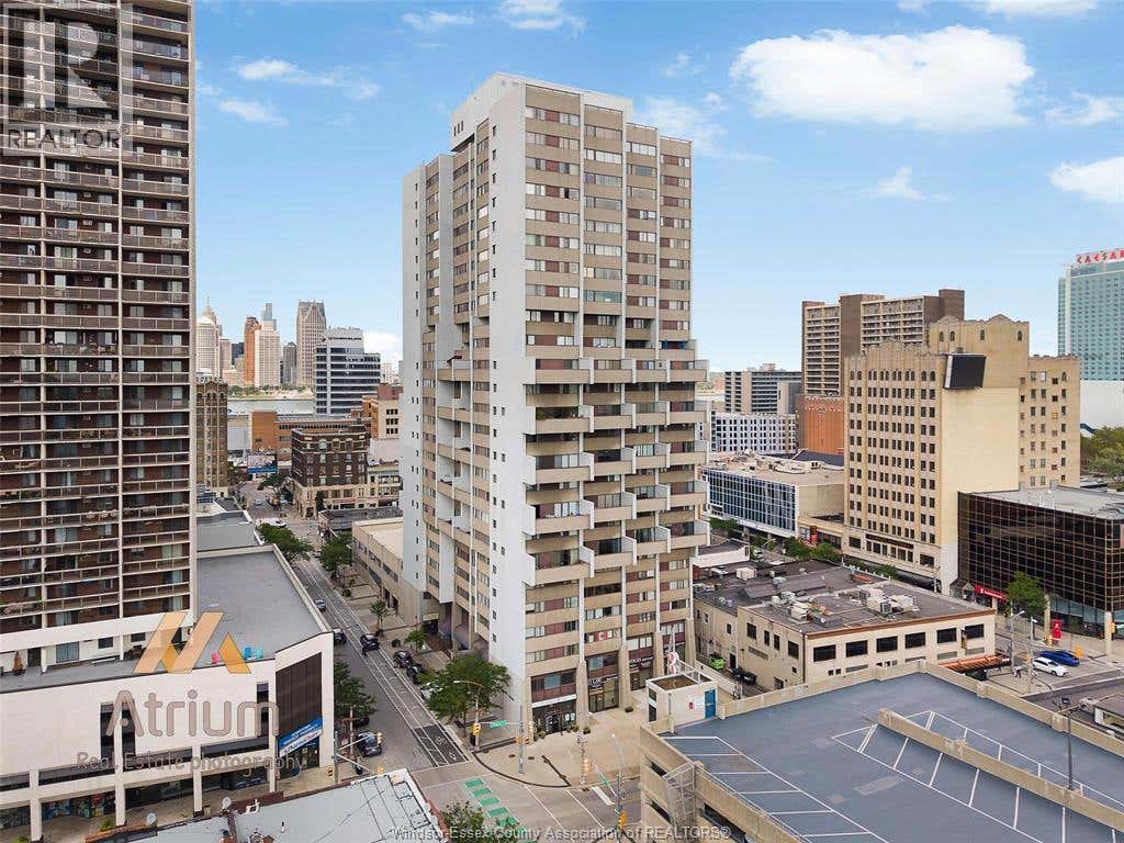 380 PELISSIER Unit# 2207, Windsor, ON N9A6V7 House For Sale | RE/MAX ...