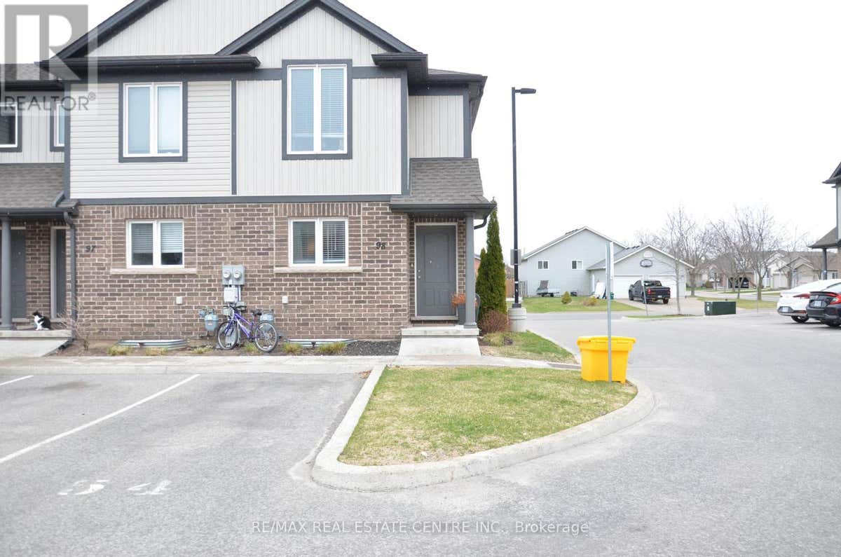 98 - 7768 ASCOT CIRCLE, Niagara Falls (Ascot), ON L2H1K5 À vendre | RE ...