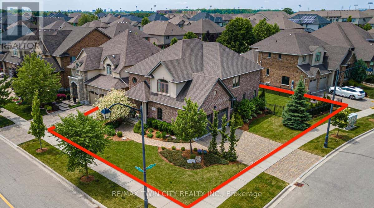 832 COPPER RIDGE DRIVE, Waterloo, ON N2K0B5 House For Sale | RE/MAX ...