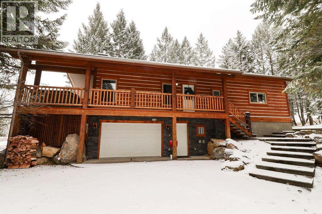 6755 COLUMBIA LAKE Road, Fairmont Hot Springs, BC V0B1L2 House For Sale ...