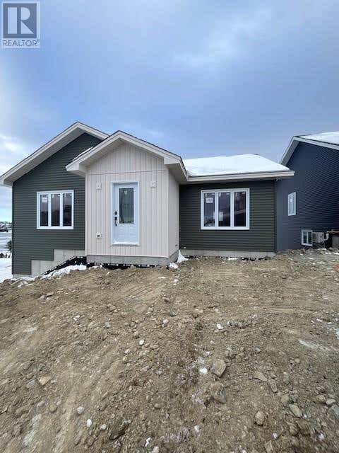 75 Trenton Drive, Paradise, NL A1L4B7 House For Sale | RE/MAX | 1293199